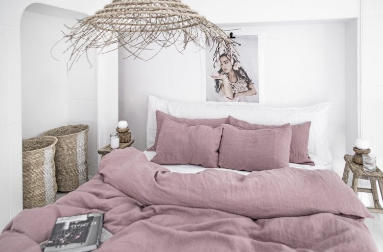 Linen Fabric Benefits, Choosing and Care [The Complete Guide] | Nutriplanet